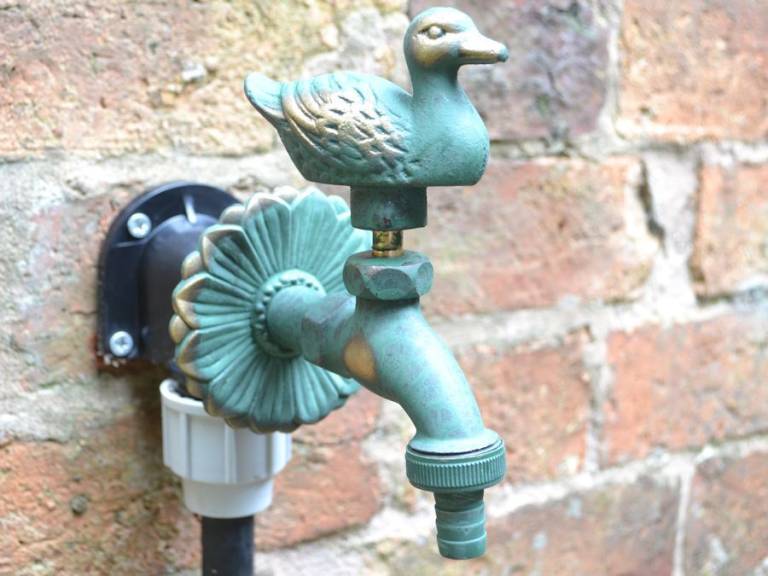 Duck ornamental garden tap (green) | Access Garden Products
